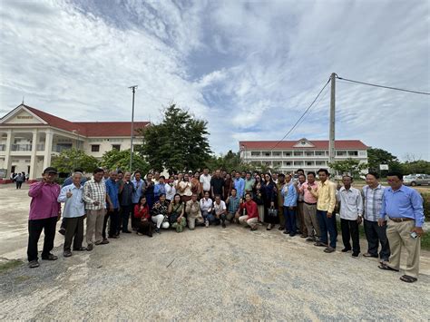 ឯកឧត្តម ជា វ៉ាន់ដេត ចុះពិនិត្យសភាពការណ៍នៃការបោះឆ្នោត នៅតាមការិយាល័យបោះឆ្នោត ក្នុងខេត្តតាកែវ