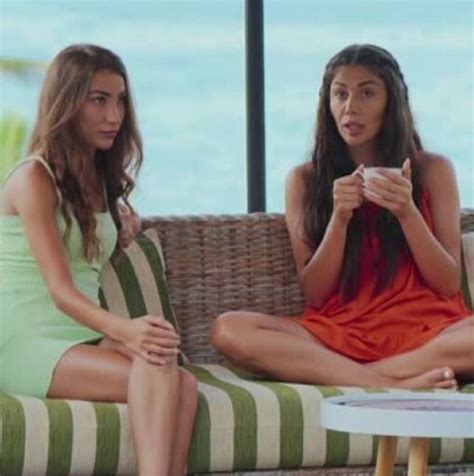 Ферай сияе с Мартин Елвиса а Рупецова бълва змии и гущери ВИЖ СНИМКИ За Жената