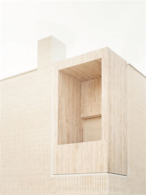 Lca Architetti Models Primitive House Of The Archeologist On Fossils