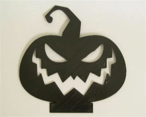 These Shadow Casters Create An Entire Halloween Vibe On Your Walls