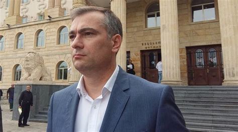 სალია ამბობს რომ რ2 „მძიმე ფინანსურ მდგომარეობაშია“ და აუდიტის ჩატარებას აპირებს Netgazeti