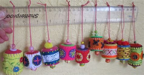 Love My Life Making Tree Decorations