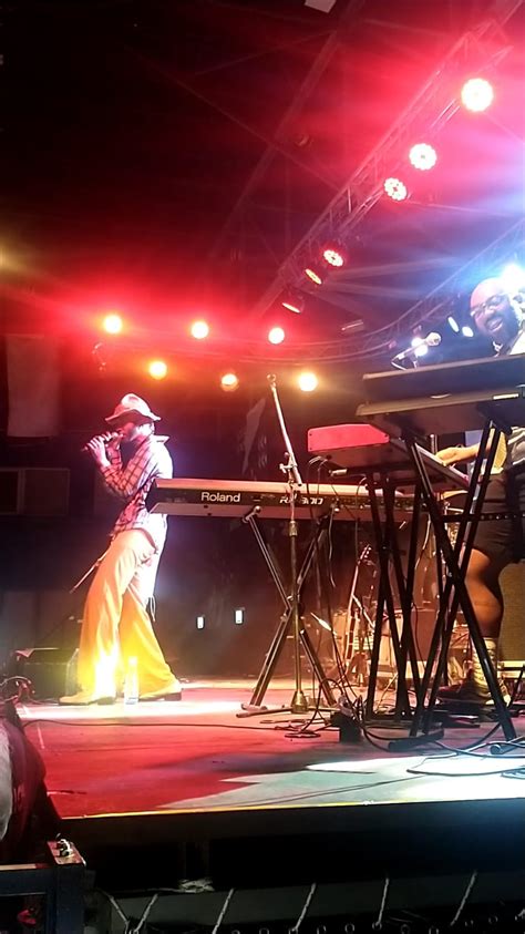 Fantastic Music Revista Spoiler