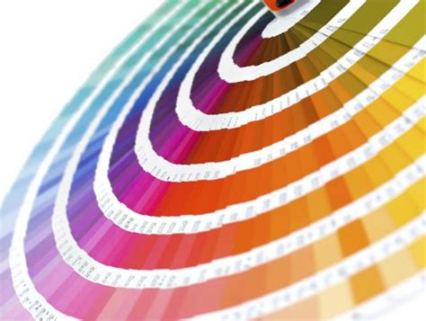 a primeira impressão Ø escalas de cores cmyk rgb gray scale e pantone