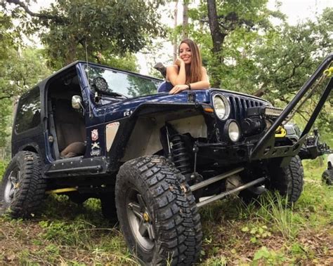 Pin By Allen Andersen On Jeep Thang Jeep Girl Jeep Car Girls