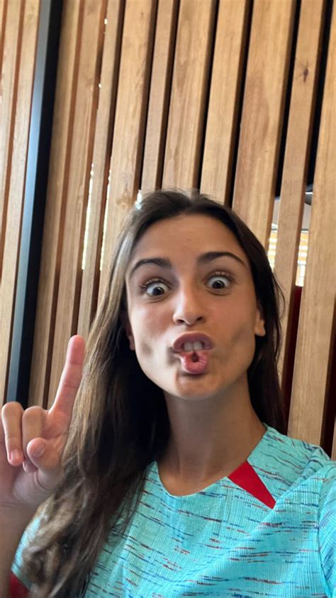 Picture Of Jana Fernandez