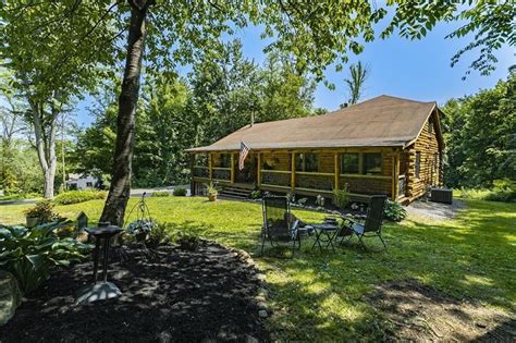 Stephanie Ide On Linkedin Stunning Log Cabin Located On 7 Acres