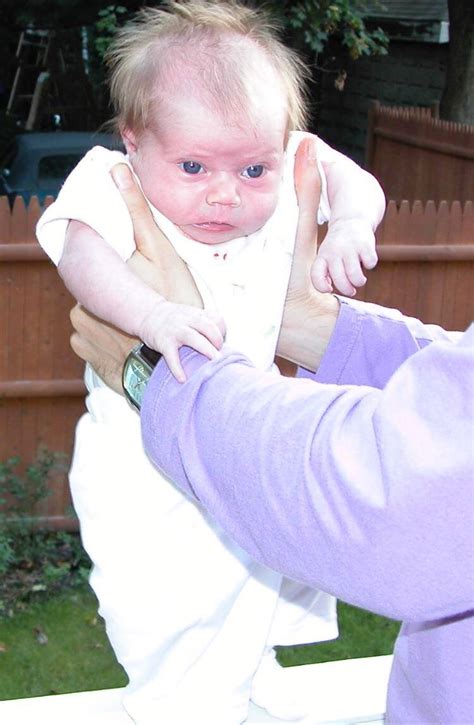 Why Sister When She Was 1 She Looks So Mad Scrolller