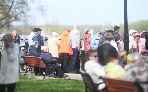 Ethnic Russian Identity In Post Soviet Space Not As Fixed As Moscow