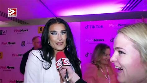 Exclusivetomora Thomas Gets Compared To Demi One News Page Video