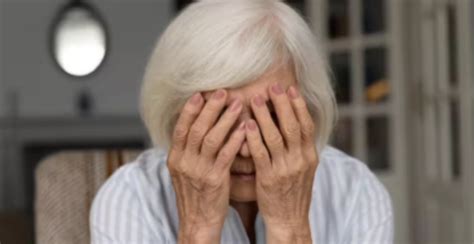 Mia nipote mi ha cacciato di casa perché lavevo messa in imbarazzo di fronte ai suoi follower