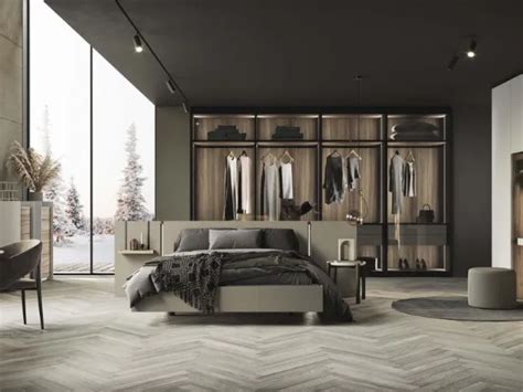 Armadi Guzzini And Fontana Cattolica