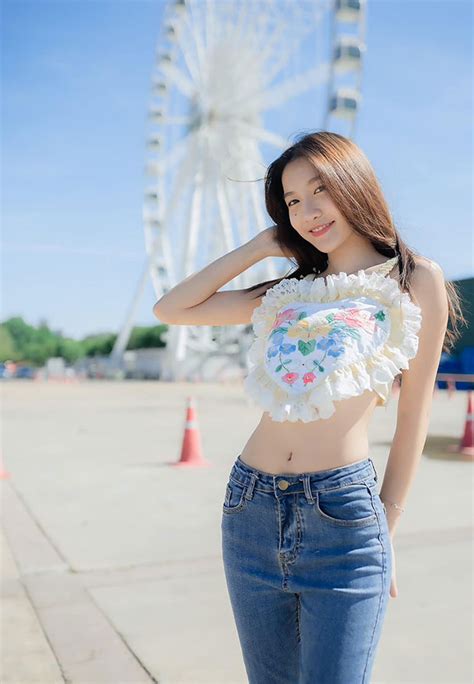 แจกวาร์ป Jeen Pattaralapa ไอดอลสาวสวย หุ่นแซ่บ