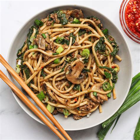 Yaki Udon With Beef And Mushrooms Recipe