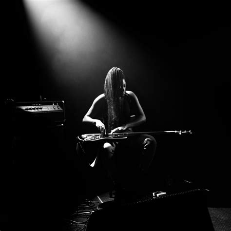 Farida Amadou Suoni Per Il Popolo