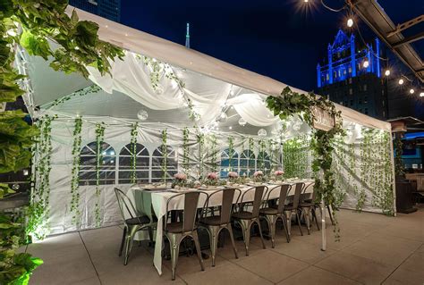 The 11 Best Rooftop Bars In Dallas For An Elevated Drink By Papercity