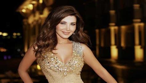 نانسى عجرم تخطف قلوب جمهورها بإطلالة جريئة صورة مبتدا