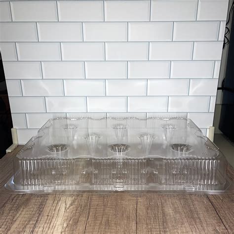 24 Count Cupcake Clam Shell Container Glorias Cake And Candy Supplies