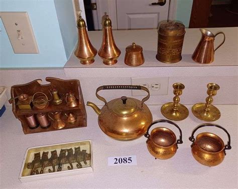 Brass And Copper Items Mark Van Hook Auctioneer