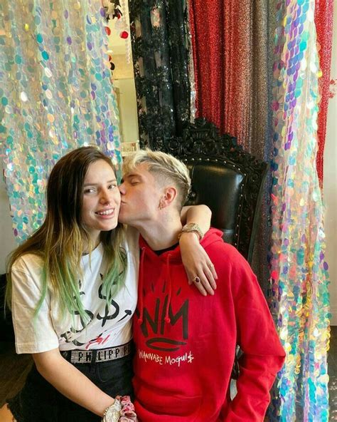 Bella Thorne And Benjamin Mascolo Bella Thorne Laura Vandervoort Hollywood Actresses