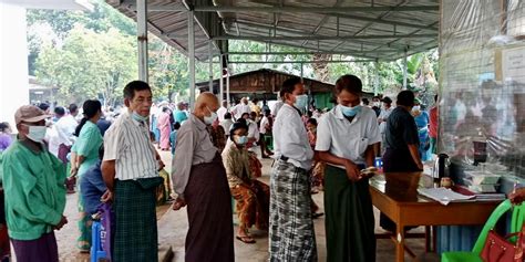 ပဲခူးခရိုင် မြန်မာ့စီးပွါးရေးဘဏ်တွင် အငြိမ်းစားဝန်ထမ်းများ၏ ပင်စင်လစာမ