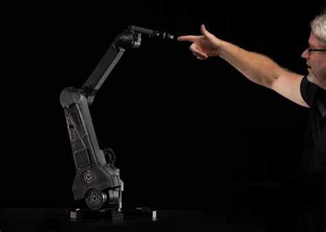 Dexter 5 Axis Robotic Arm Launches On Kickstarter Video Geeky Gadgets