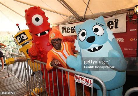 Muno Of Yo Gabba Gabba Photos And Premium High Res Pictures Getty Images