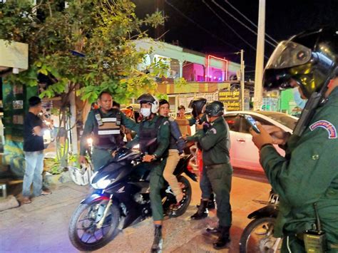 ឃើញម៉ូតូគេទុកនៅមុខផ្ទះមានឱកាសល្អកាច់សោ កជិះរត់គេចខ្លួនតែរត់មិនរួចពីសមត្ថកិច្ច នគរដ្រេហ្គន