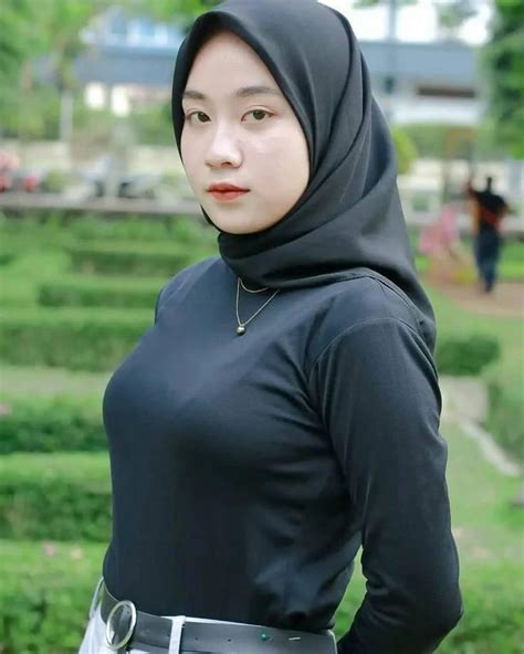 Girls Hijab Indonesian