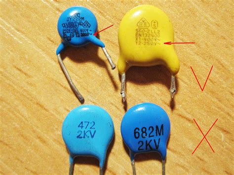 Конденсатор 222 1kv