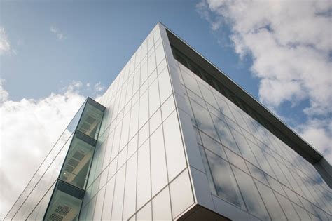 Diagonal Facade College Of Engineering