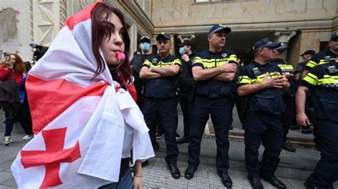 Спикер парламента Грузии подписал «закон об иноагентах