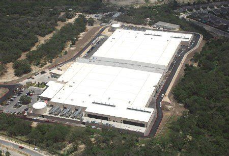 Microsoft To Build Out Two 490000 Sq Ft Sat Data Center Campuses In