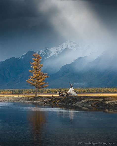 Erdenebulgan Монгол орны нэгэн гайхамшиг болсон Цаатан хүмүүсийн зураг авалтанд яваад ирлээ