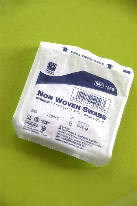 Sterile Non Woven Swabs Fa Supplies