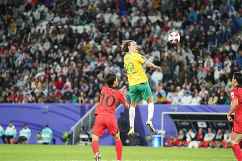 ស្វិតស្វាញណាស់ Son យប់មិញស៊ុតហ្វ្រីឃីគយ៉ាងអស្ចារ្យ ជួយឱ្យ កូរ៉េខាងត្បូង ឈ្នះអូស្ត្រាលី ២ ១