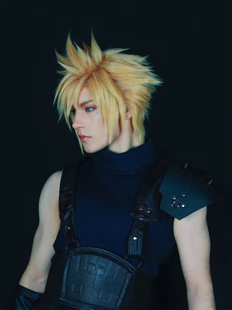 Cloud Strife Cosplay