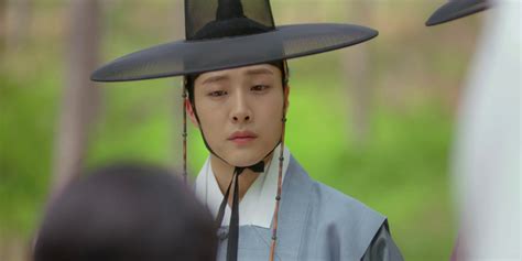 5 Times In Episodes 3 4 Of Knight Flower When Lee Jong Won Gets A Hint On Honey Lees Identity