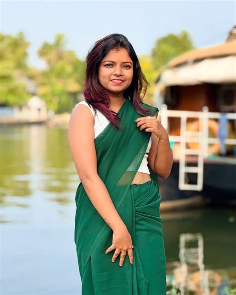 Neethu Thomas ️ Neeethu Thomas • Instagram Photos And Videos