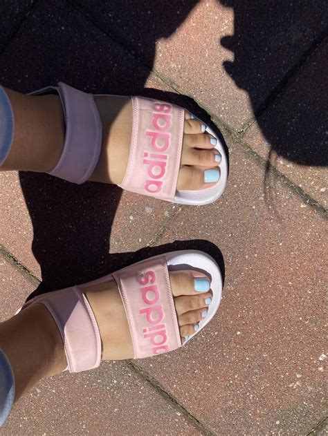 Pretty Blue R Loveherfeet