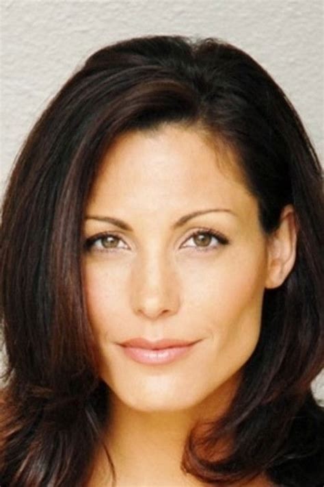 Kelly King Actress Biography