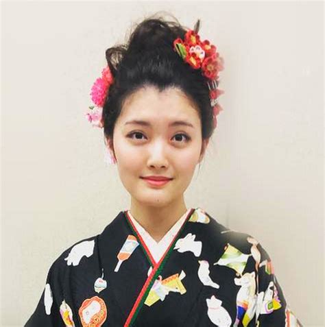 なぜ澪奈 れいな と内田有紀は似てない父親が違う 歳差の妹の学歴経歴を徹底解明 東京トレンド速報