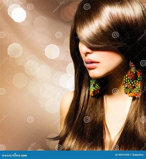 Muchacha Triguena Hermosa Foto De Archivo Imagen De Muchacha 30227938