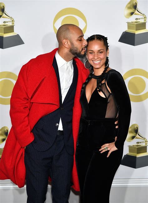 Alicia Keys Went Makeup Free At The 2018 Grammy Awards