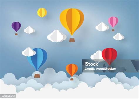 Ballon와 종이 예술 디자인 푸른 하늘에 구름 벡터 디자인 요소 및 그림 종이공예에 대한 스톡 벡터 아트 및 기타 이미지 종이공예 풍선 하늘 Istock