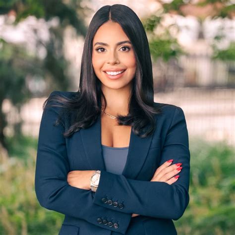Realestateagent Nyc Compass Luxuryrealestate Newbeginnings