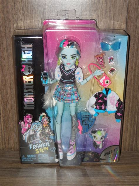 Veni Vidi Dolli Review Monster High Frankie Stein