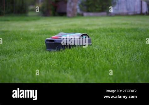 Grass Robot Stock Videos And Footage Hd And 4k Video Clips Alamy