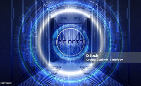 정보 기술 및 큰 데이터의 개념입니다 슈퍼 컴퓨터 데이터 센터의 행에서 마더보드 Citcuit와 테크노 배경 홀로그램 0명에 대한 스톡 사진 및 기타 이미지 Istock