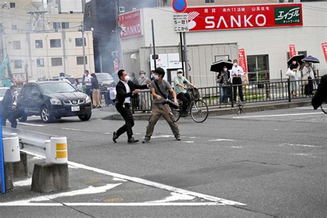 安倍元首相襲撃事件 犯人の名前は「山上徹也容疑者 やまがみてつや 」画像も特定 奈良県在住 40代 まとめダネ！